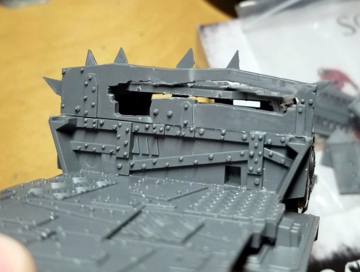 Converting a looted Taurox Prime into an Ork Trukk, part 1 – Yore