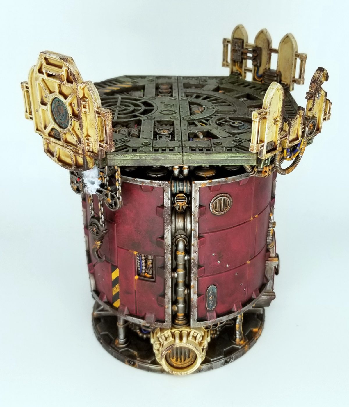 Catching up on lightbox pics: 40k terrain and a mantis – Yore